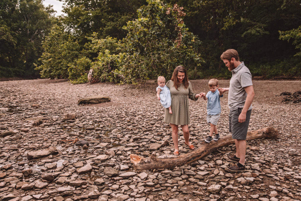 Mott Family – Creek Splash Mini Session – Loveland, Ohio | Kristin ...