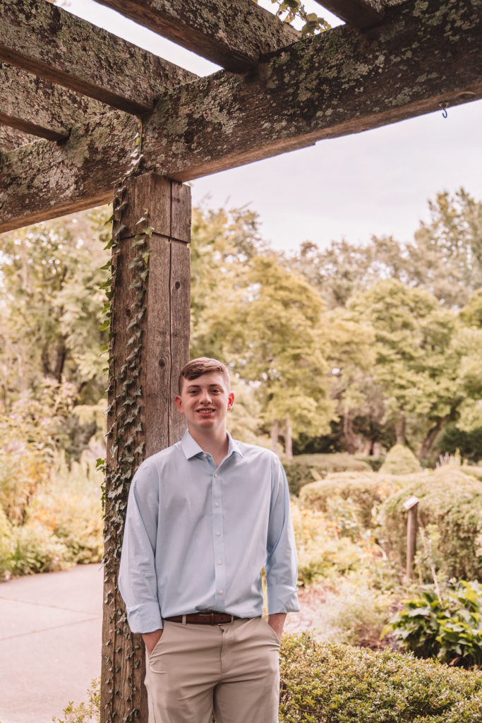 Grontkowski Senior Summer Pictures – Mini Session at Ault Park ...