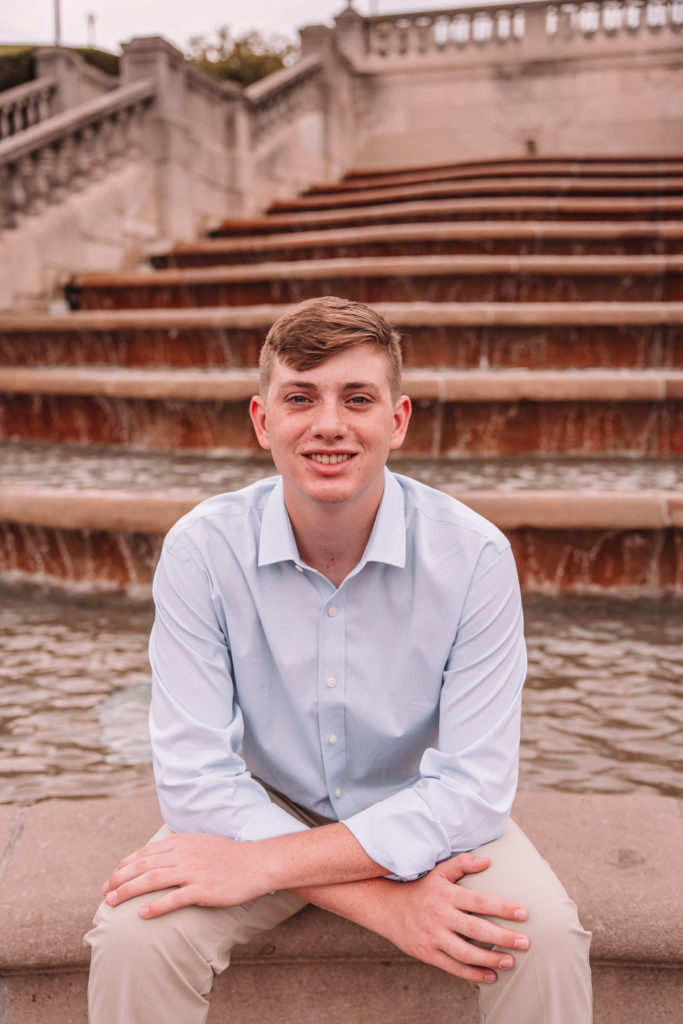 Grontkowski Senior Summer Pictures – Mini Session at Ault Park ...