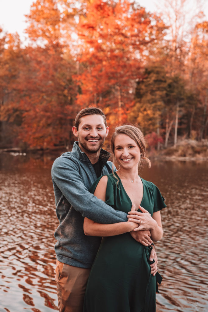Rachel & Nick – Fall Engagement Session at the Cincinnati Nature Center ...